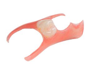 Nesbit Flexible Partial Denture Online | Vida Smile Care